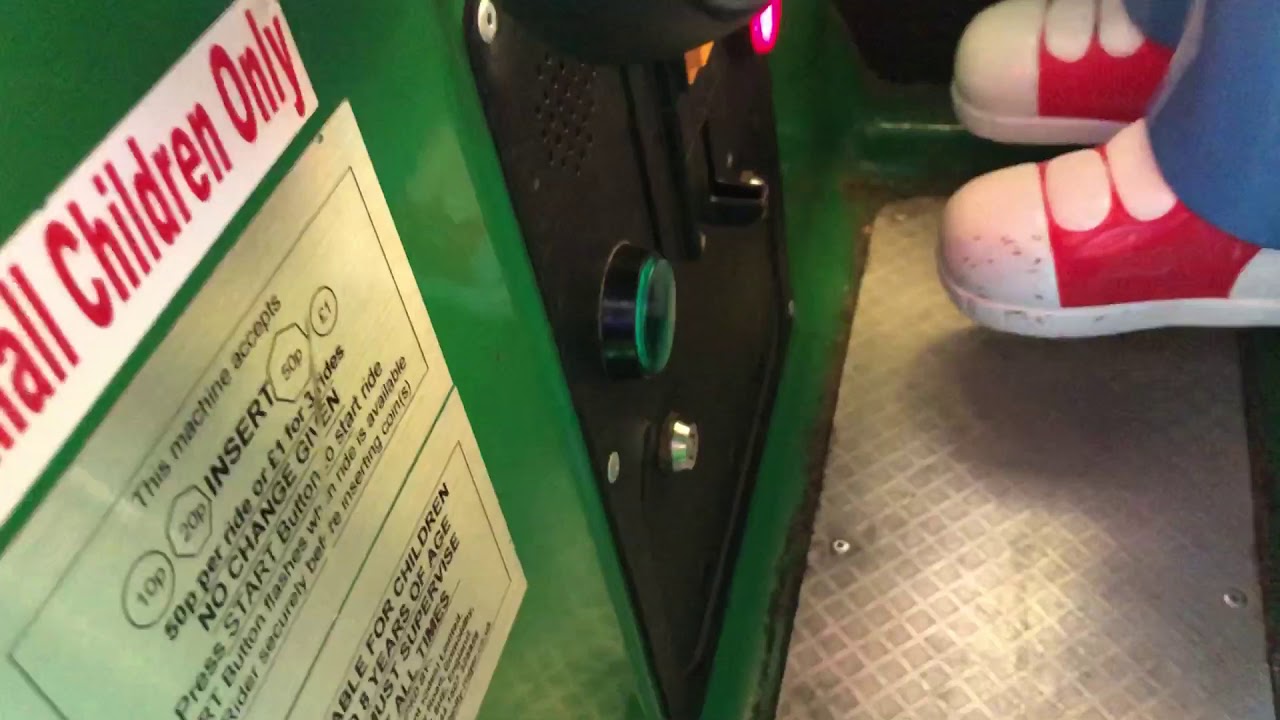 (REVISITED) Jolly Roger Arthur School Bus Kiddie Ride (V2) - YouTube