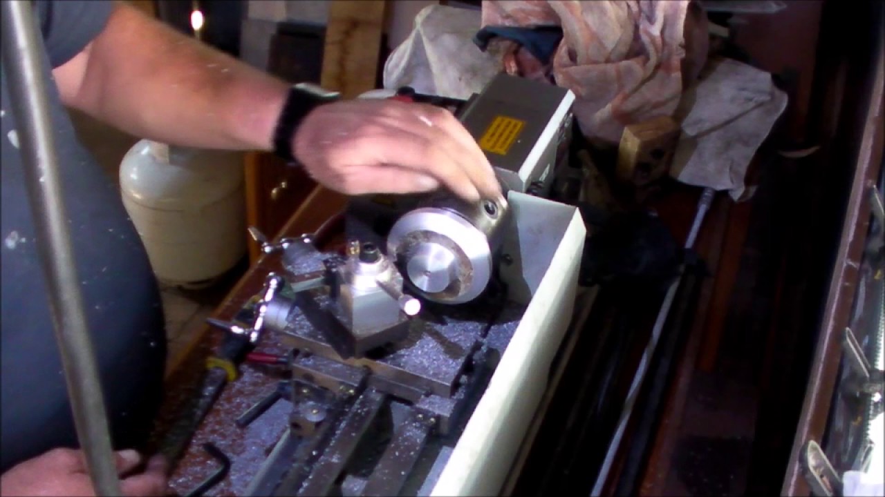 Building the Gingery Mill 14, hand wheels - YouTube