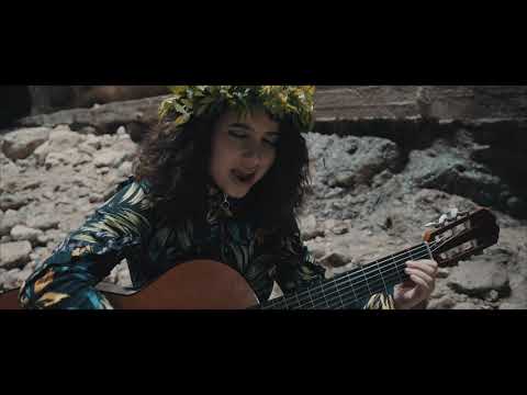 Işıl Çivi-Reyhan Çiçekleri