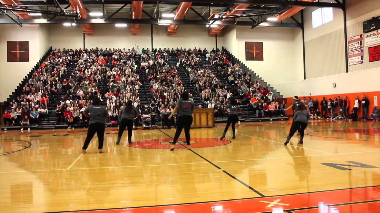 Step club performs - YouTube