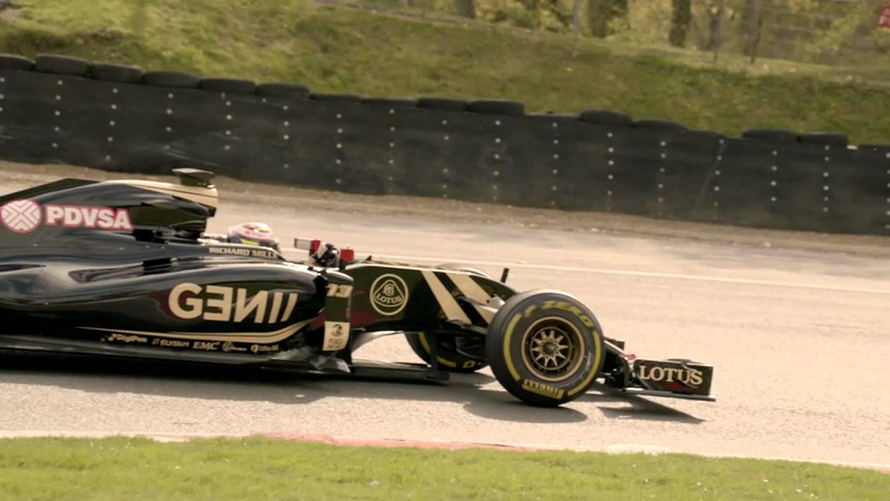 Lotus F1 Team Pushes the Limits with Composites - YouTube