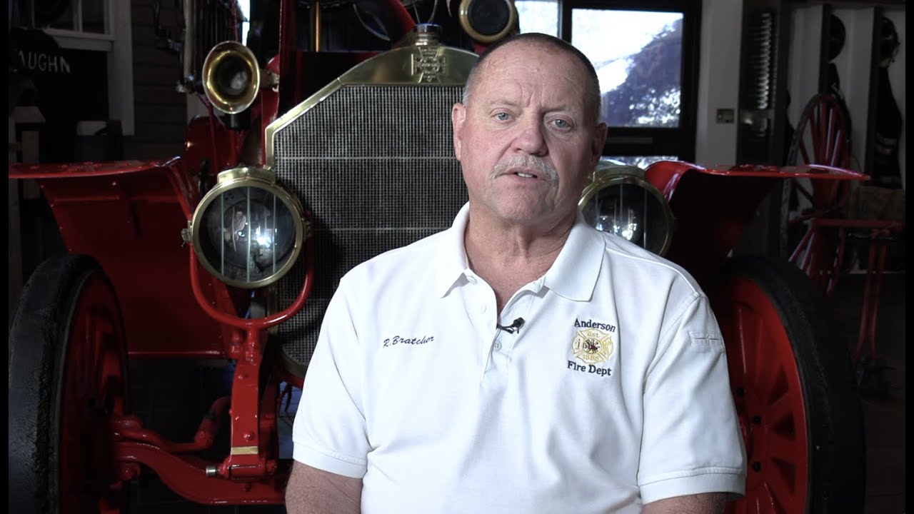City Fire Chief Randy Bratcher Retires - YouTube