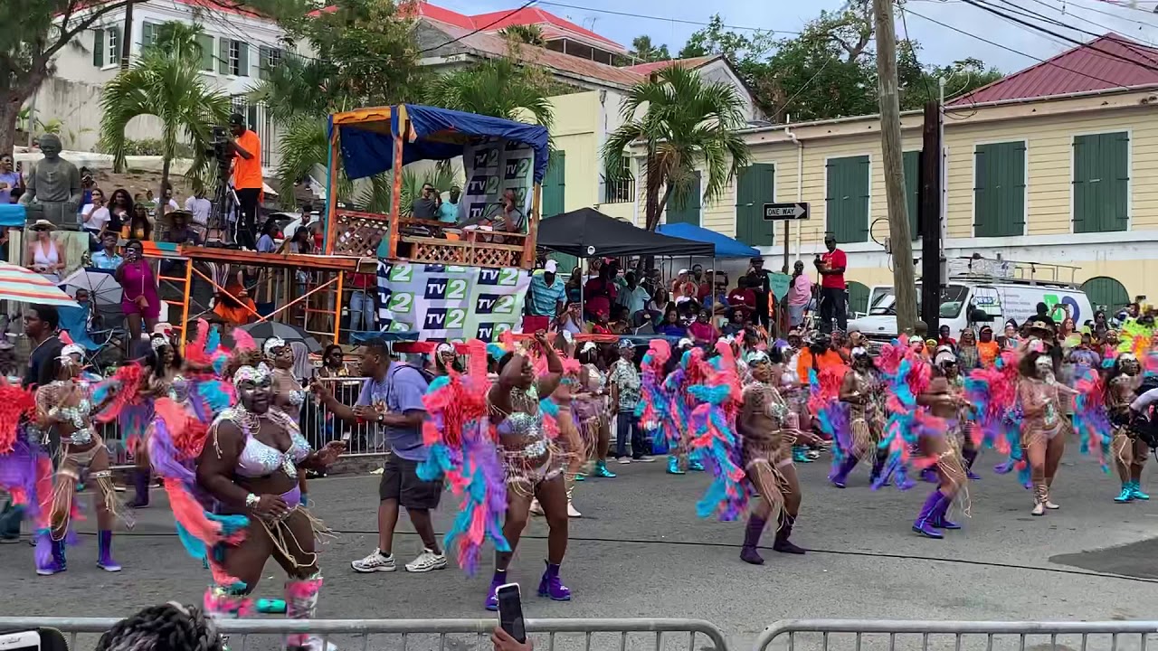 St. Thomas Carnival colorful dance troupe - YouTube
