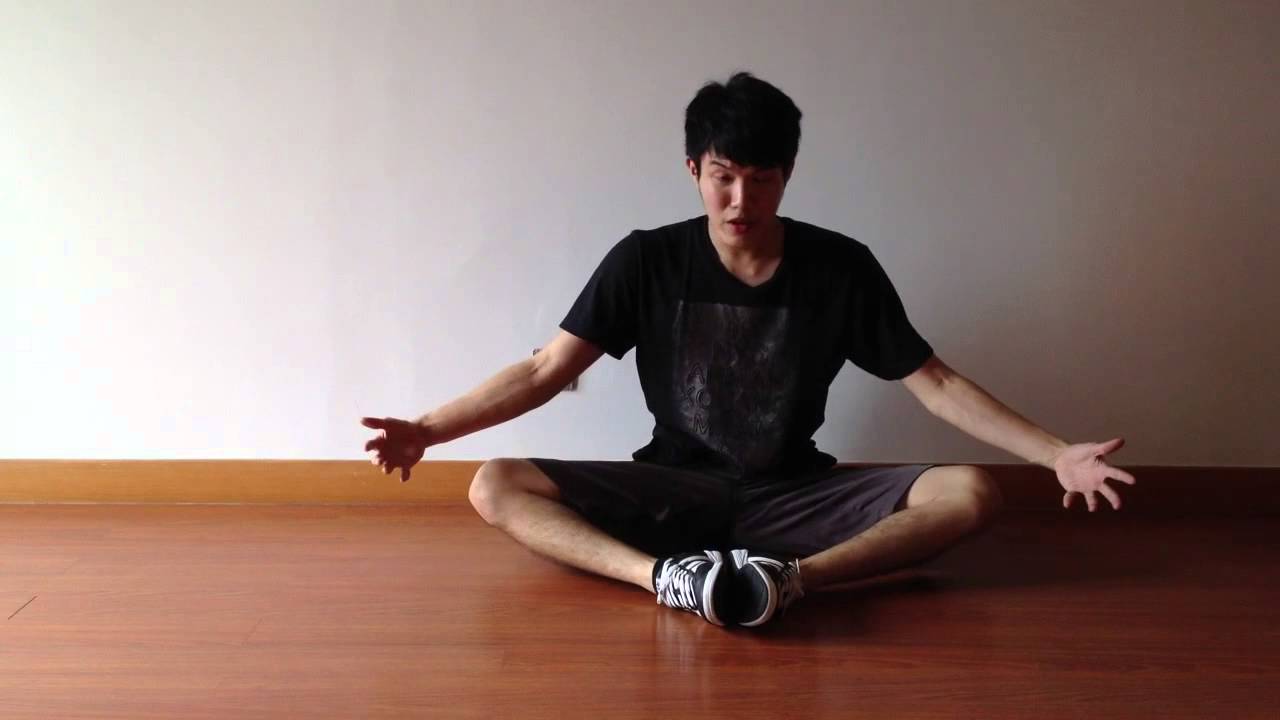 How to Be Flexible / Stretching Tips - YouTube