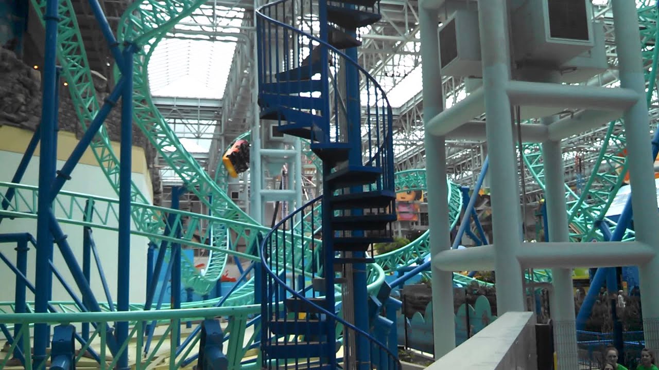 SpongeBob @ Mall of America - YouTube