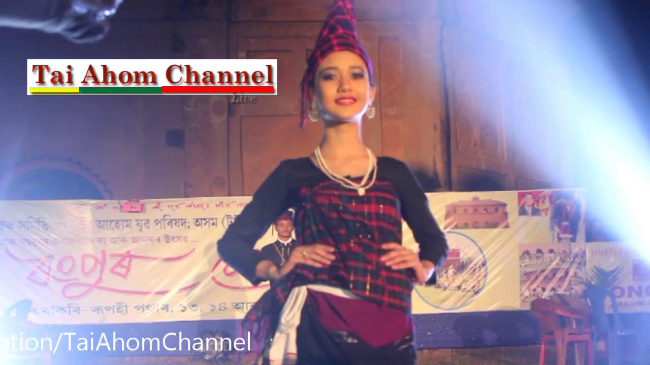 Singpho / Jinghpaw Traditional Attire - YouTube