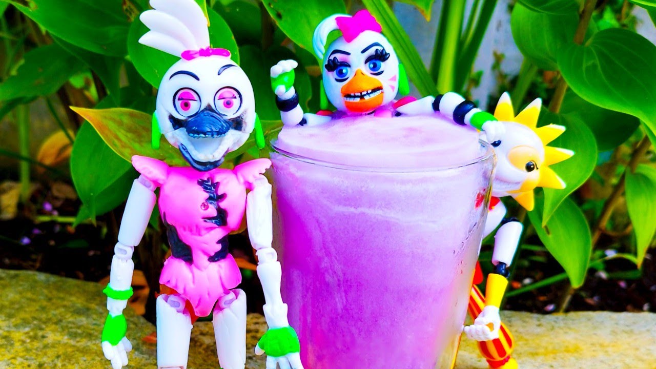 FNAF Security Breach - Glamrock Chica and FROZEN Grimace Shake - YouTube