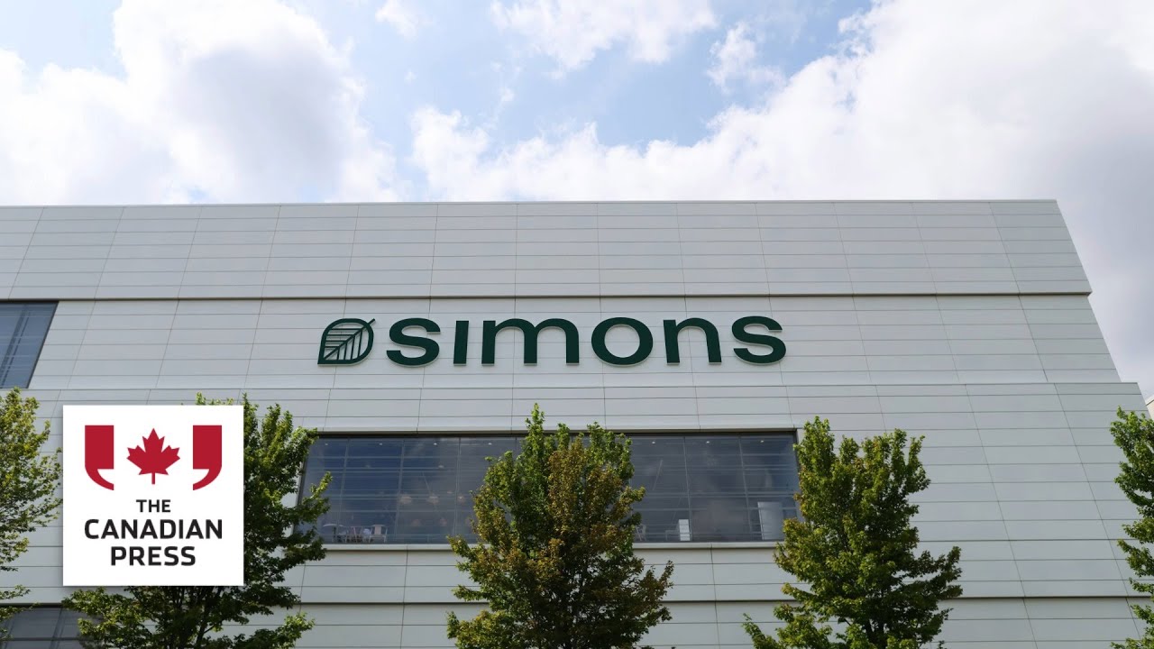 Simons opens first Toronto department store - YouTube