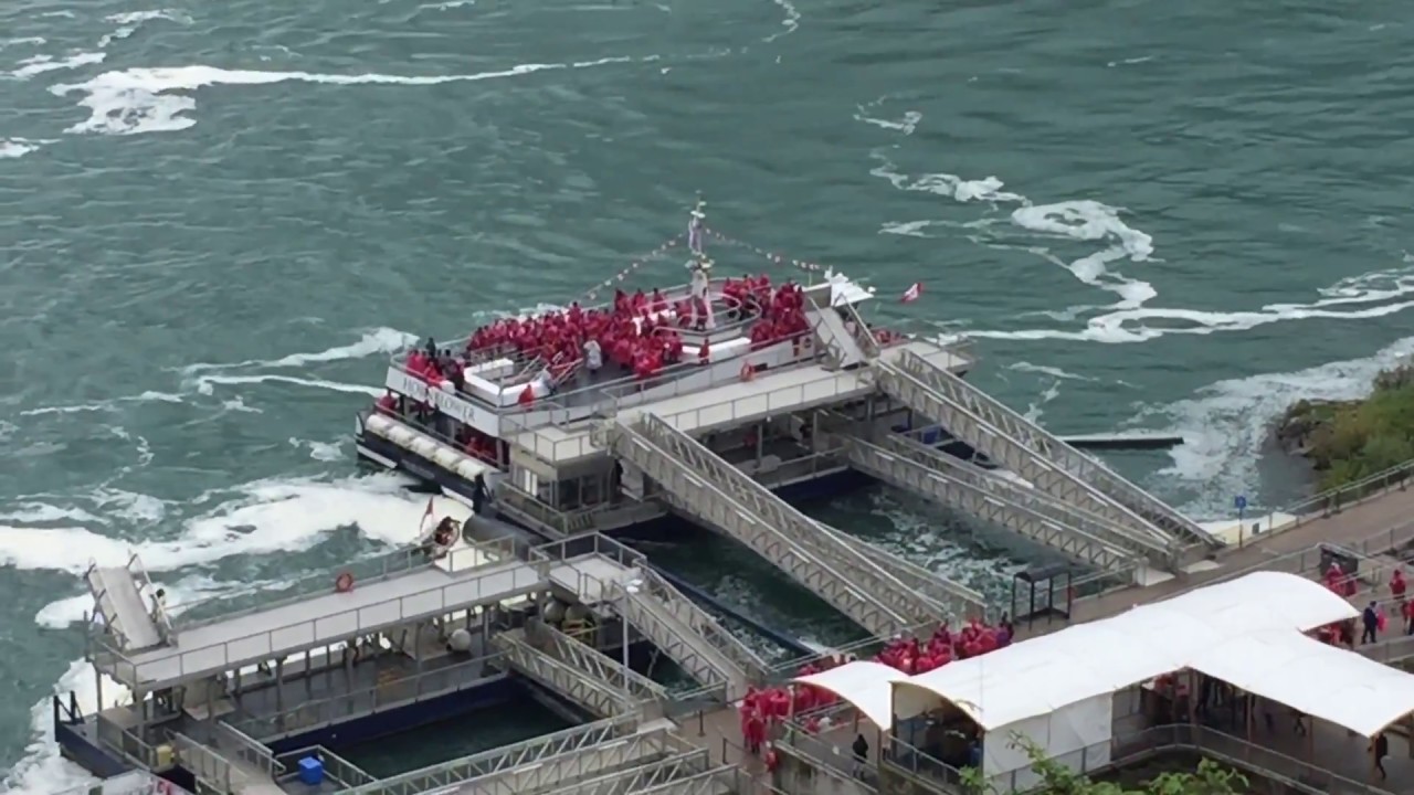 Niagara Falls Hornblower Boat Tour - YouTube