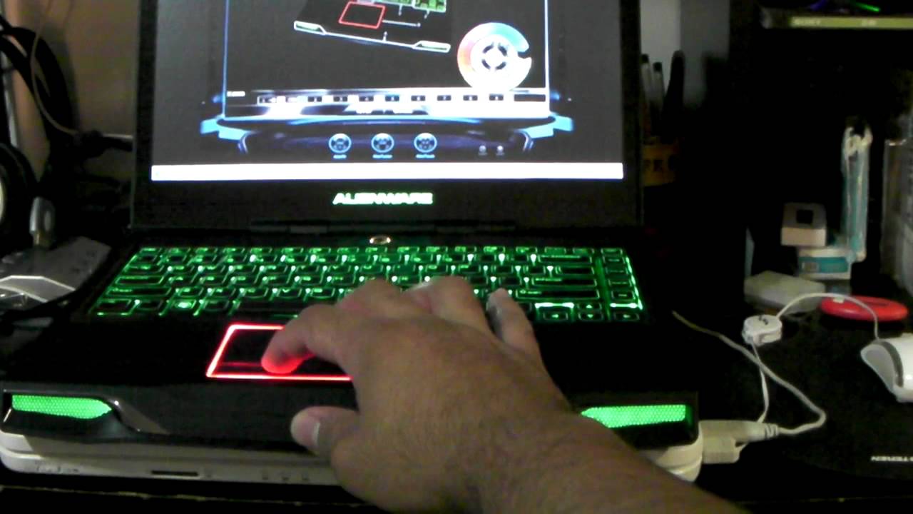 teclado iluminado - YouTube
