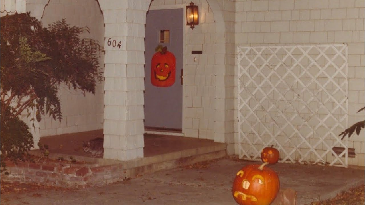 liminal spaces | halloween - YouTube