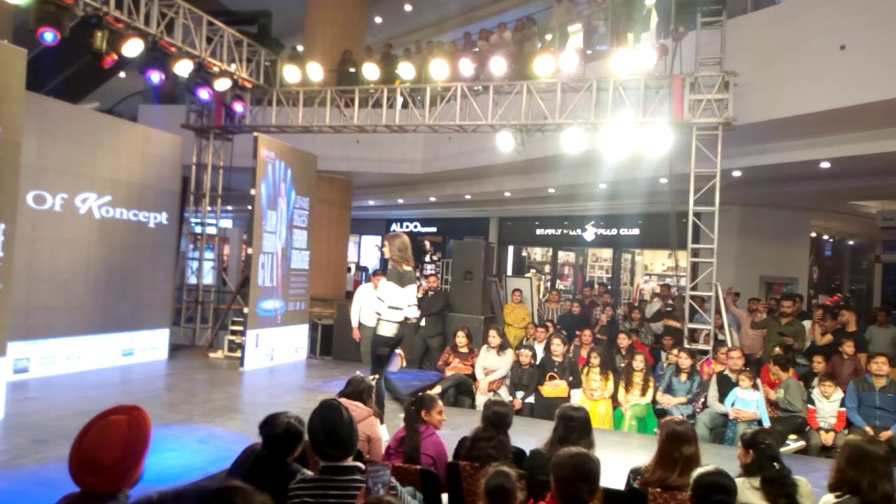 Pavilion Mall ramp show 30nov 2019(1) - YouTube