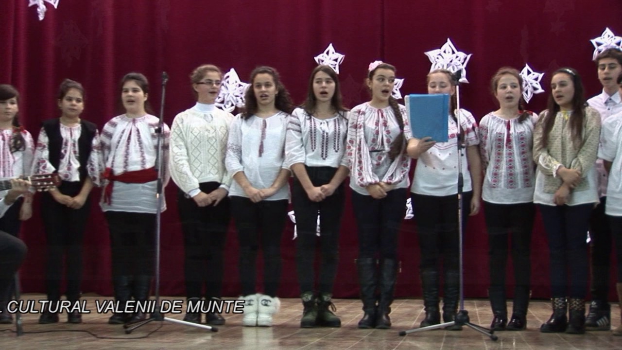 Festivalul Colindam,colindam iarna editia a II-a Valenii de Munte 2016 ...