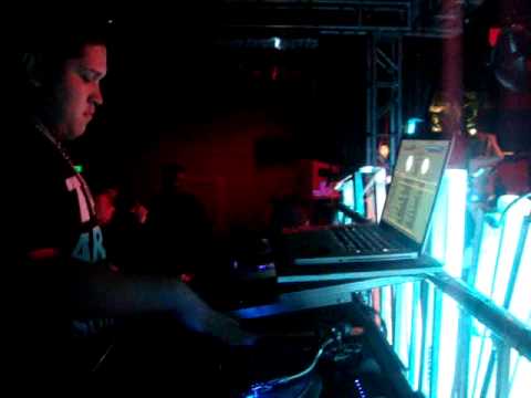 Dj Borracho Live @ Club Pure. - YouTube