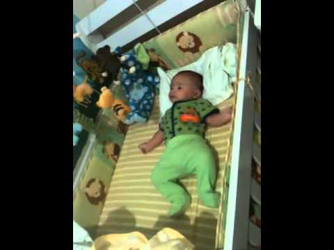 Nosso bb indo dormir...