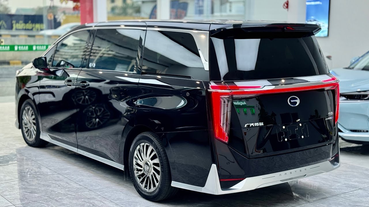 (2024) GAC M8 Hybrid : The Ultra-Luxury MPV! - YouTube
