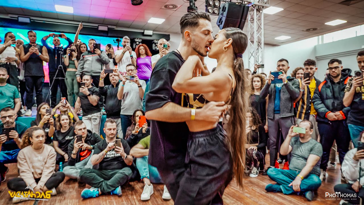 Maycheal y Mayra [LUNA] @ Bachata Day 2024 💙⚜️ - YouTube