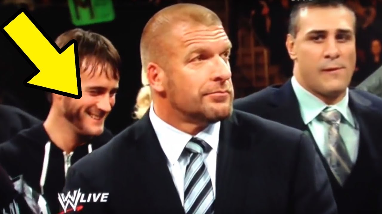 10 Times WWE Wrestlers & Announcers Broke Character & Caught Laughing ...