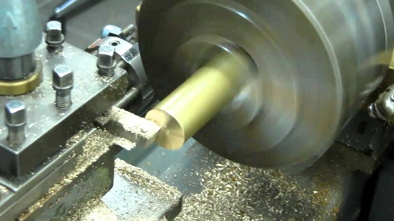 Querplandrehen mit Eckdrehmeißel - YouTube