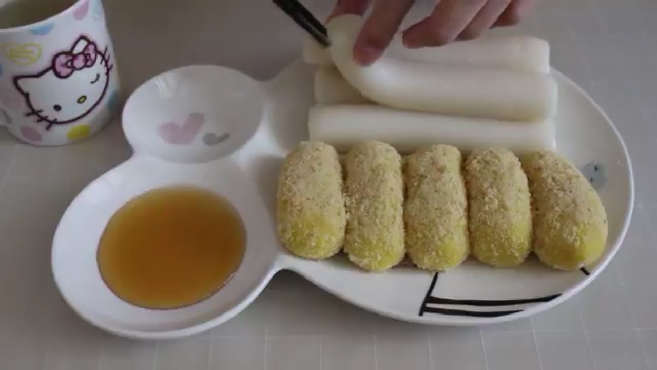 [ASMR] 탱글탱글 가래떡과 달콤한 바나나떡 Eating Sound, Korean long rice cake - YouTube