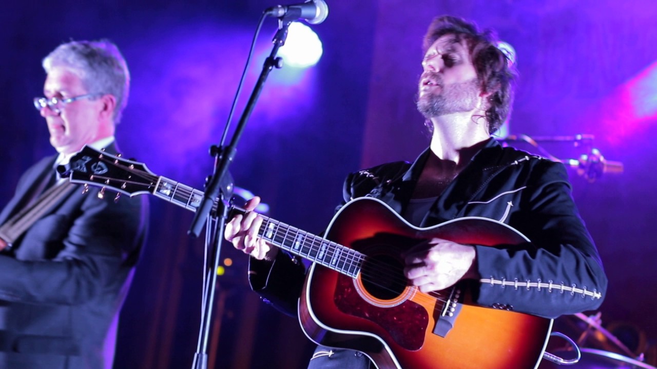 Moot Davis - Black & White Picture - YouTube