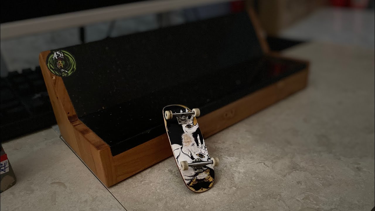 ASI Berlin bench tricks - YouTube