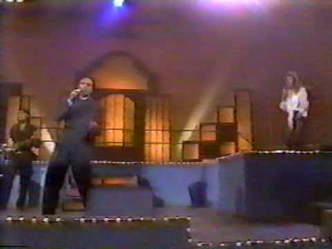 Mario Pelchat et Martine Chevrier - medley 7e ciel - YouTube