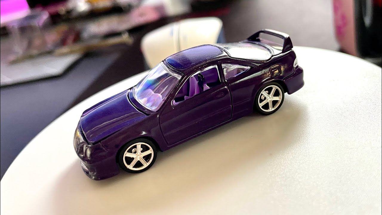 Revell LOWRIDERS '95 Acura Integra Hot Hatch 1/64 - YouTube