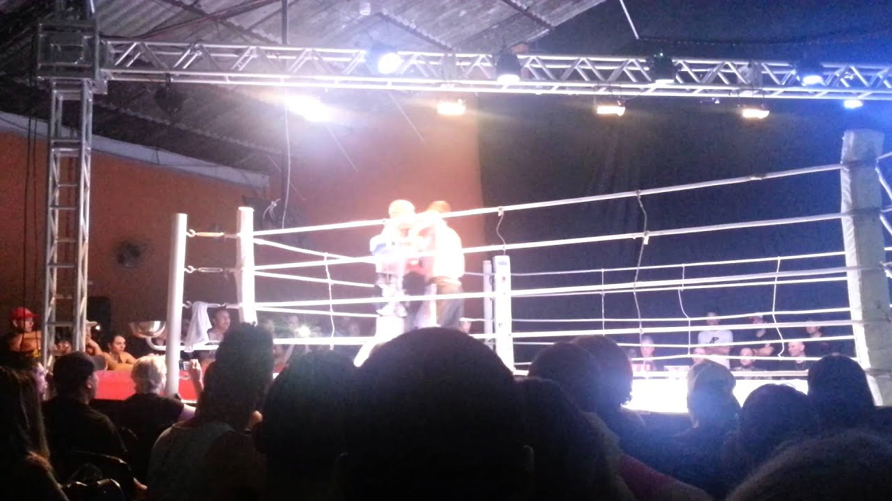 Luta Ricardo Pandora (Strikers Fight ) - YouTube