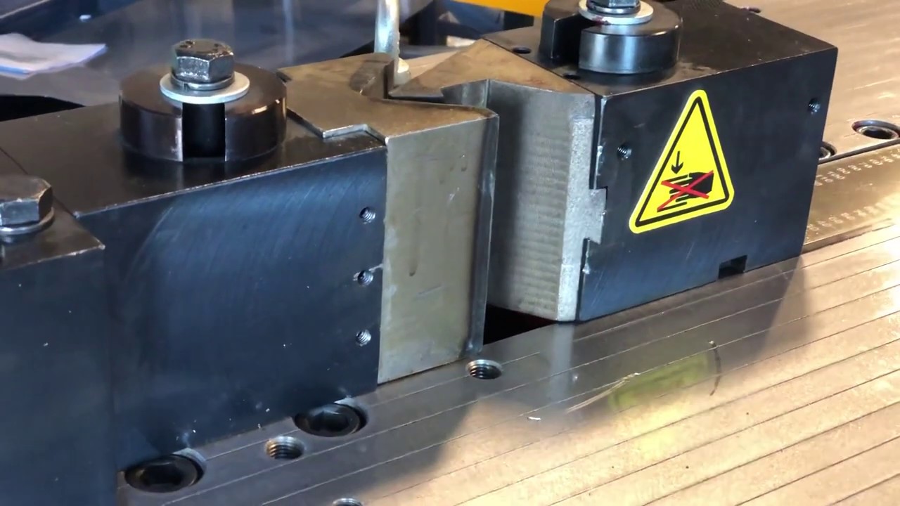 HP 22 horizontal press brake - YouTube