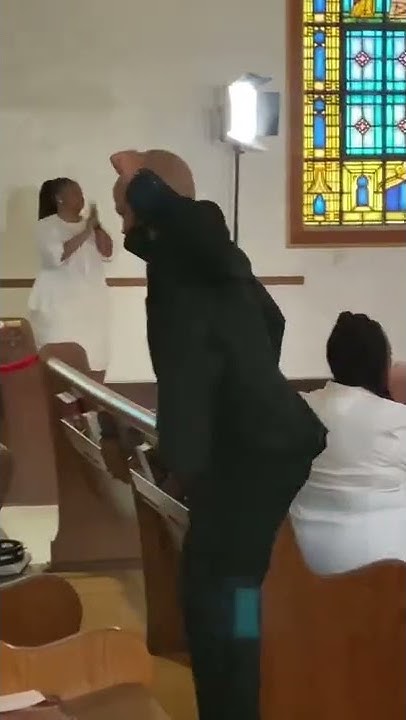 Clap Your Hands All Ye People 👏🏻 Praise Break - YouTube