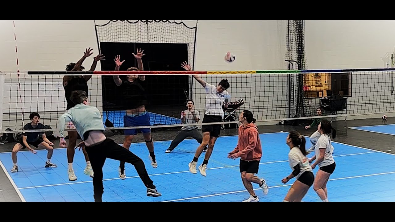 How To NOT Triple Block in Volleyball - YouTube