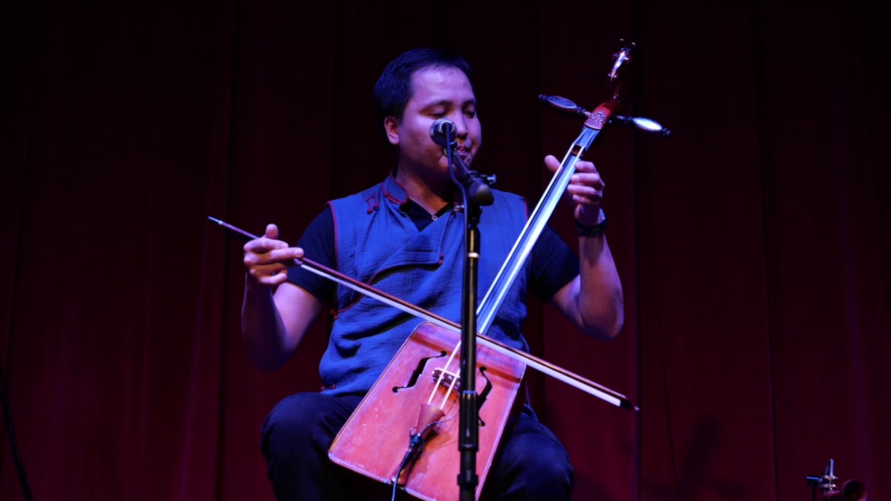 Mongolian throat singing explained - YouTube