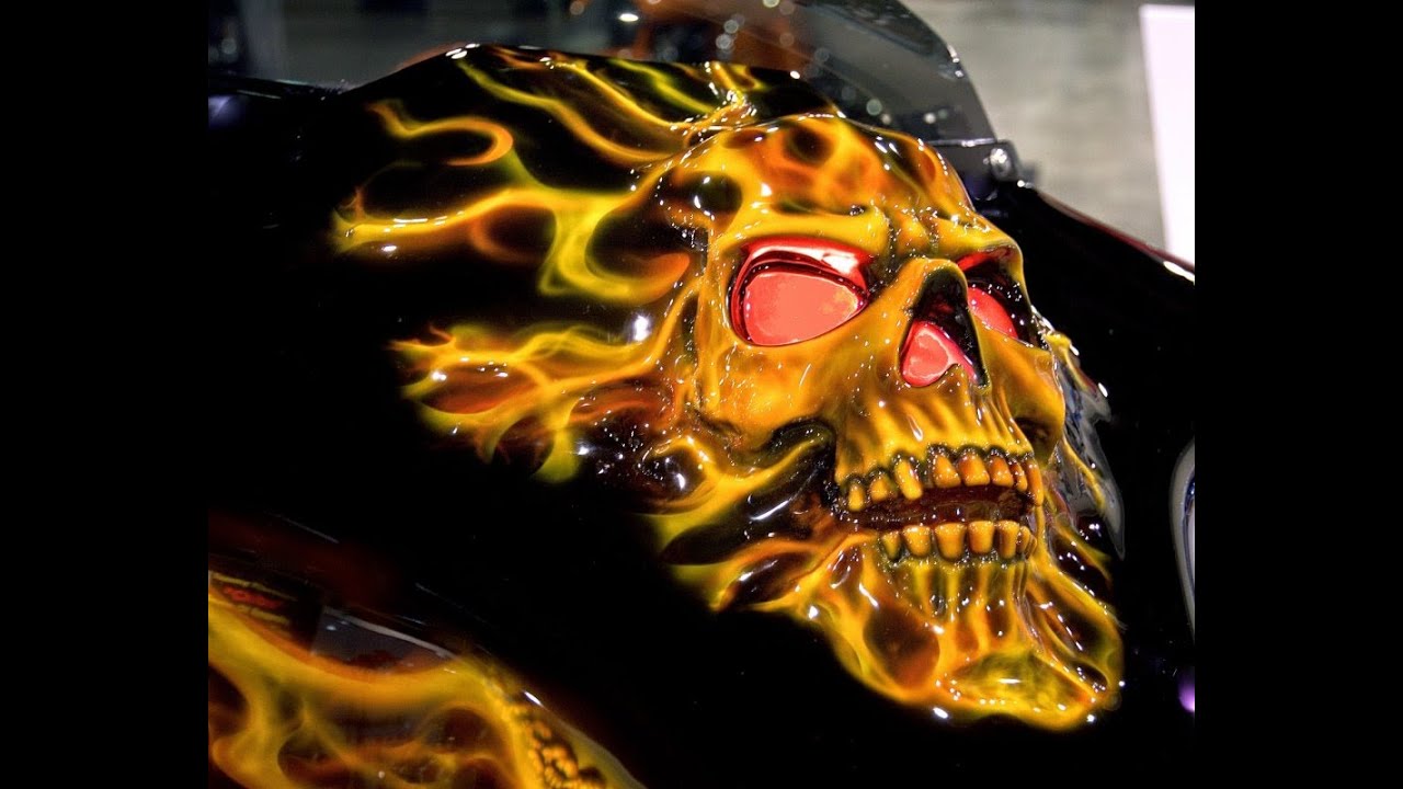 Skull flames airbrush on custom Haley Davidson bagger - YouTube