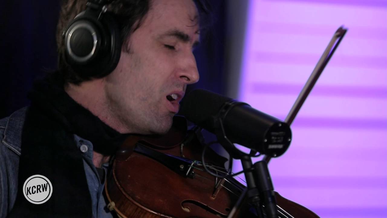 Andrew Bird performing "Left Handed Kisses" Live on KCRW - YouTube