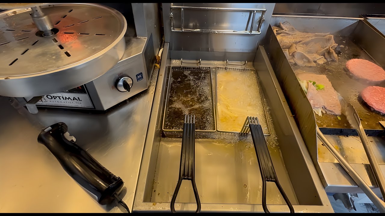 Line cook station - YouTube