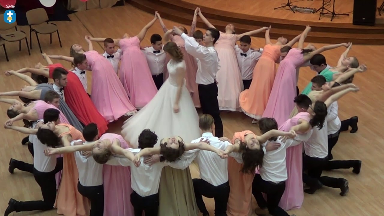 SM Farsangi bál 2018 - YouTube