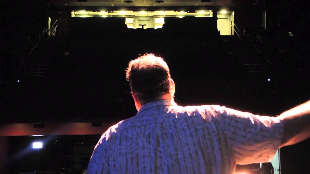 John 'Spud' McConnell as 'The Kingfish' - YouTube