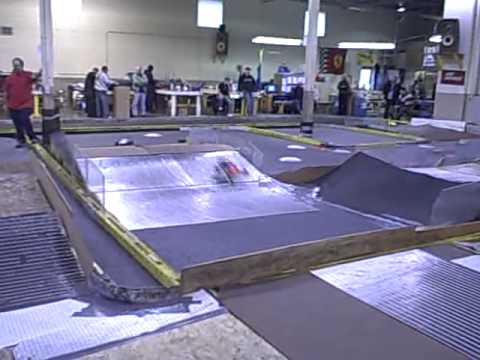 13.5 A main stadium truck racing Larrys rc indoor offroad track jumping ...