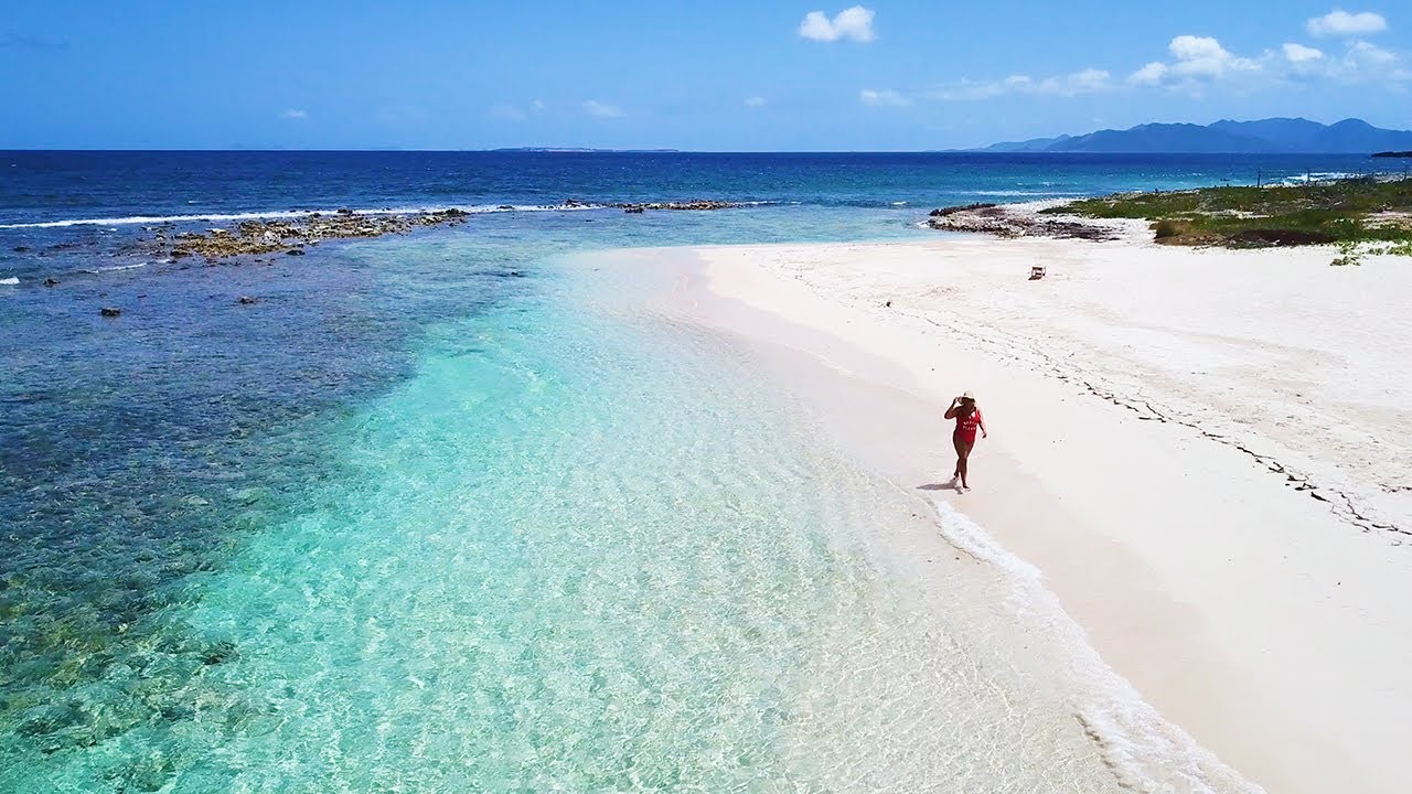 A Walk on The Beach: 4K Caribbean Drone & Snorkeling Video with Ocean ...