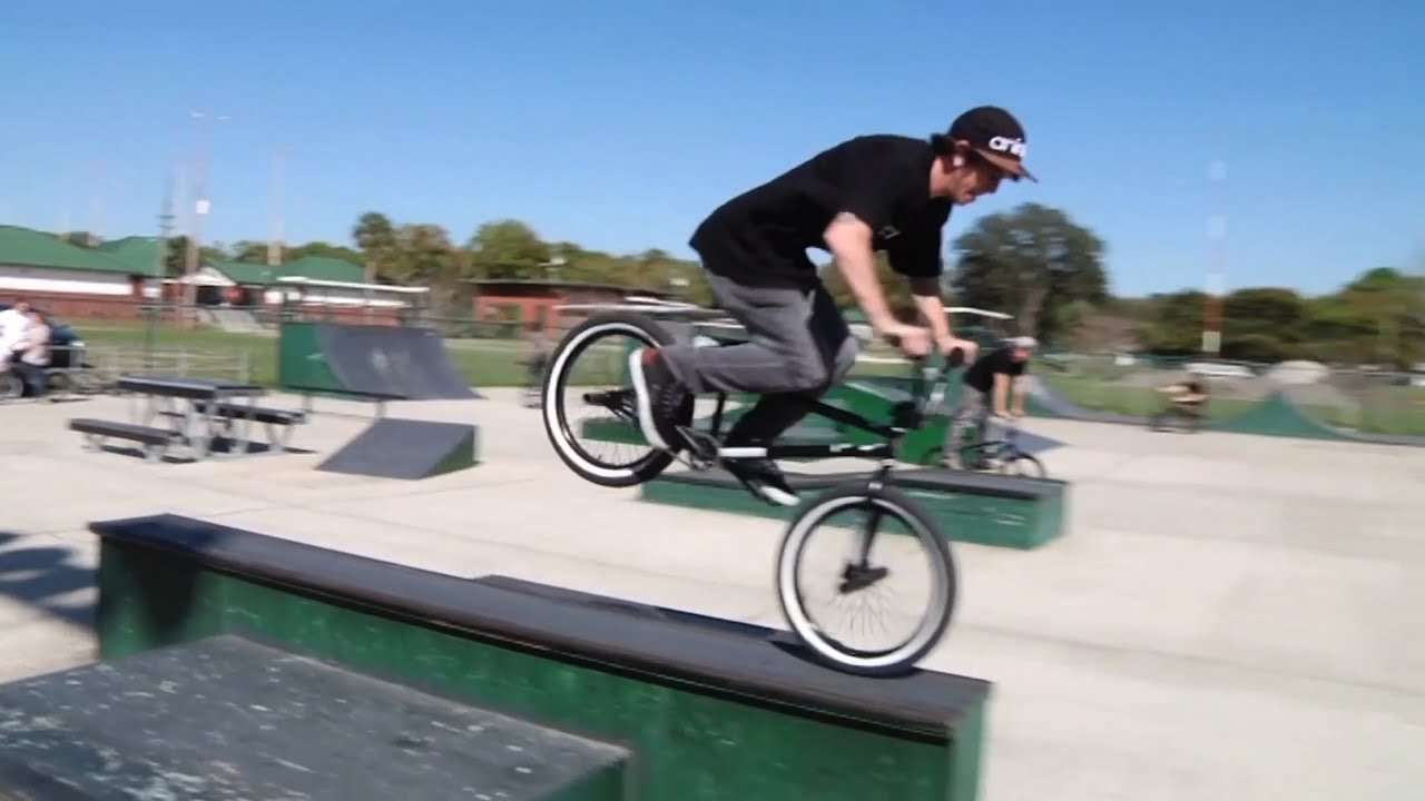 Animal Shop Tour: JC's Bike & Boards - YouTube