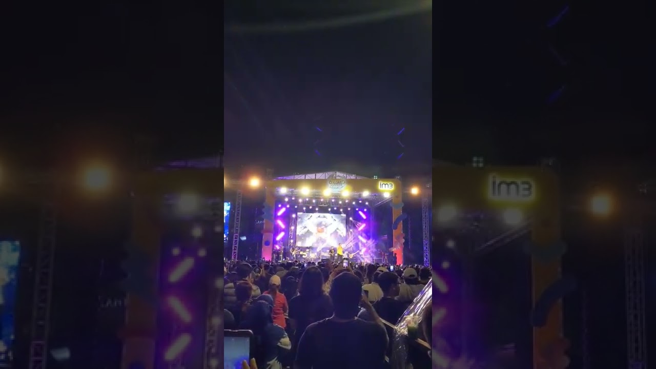 Mendung Tanpo Udan Ndarboy Genk Live Konser Surabaya #ndarboygenk # ...