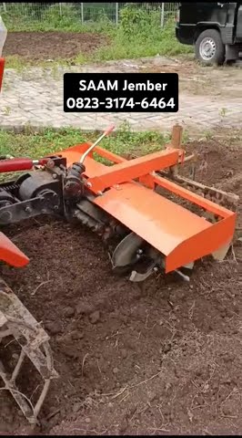 Mini Traktor Roda 4 dengan Implemen Pembuat Guludan - YouTube