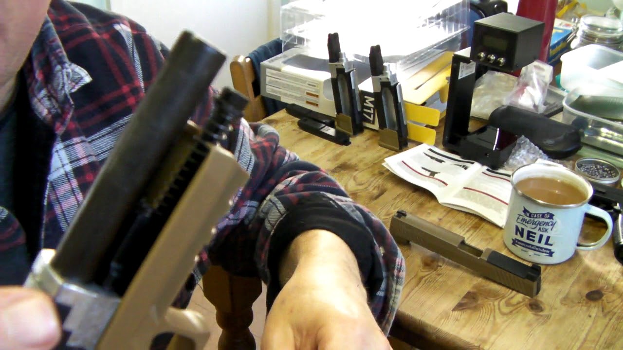 M17 FIELD STRIP - YouTube