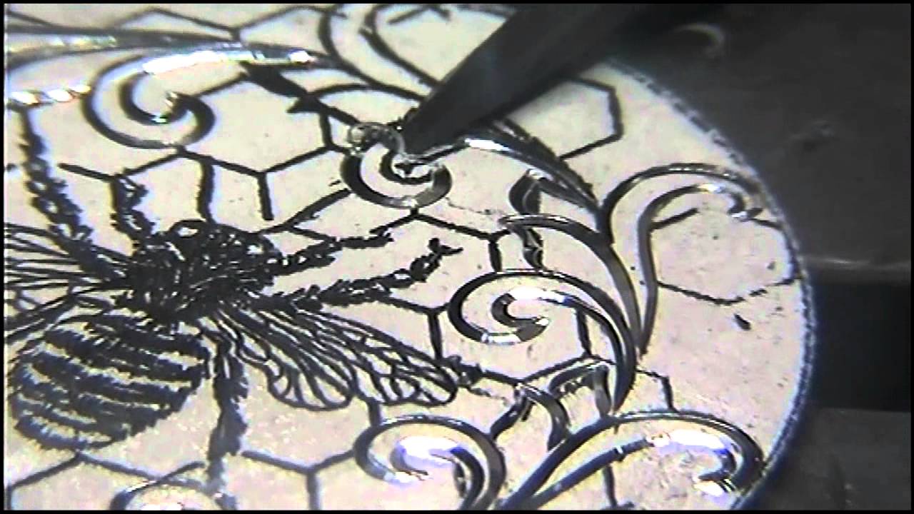 Bright Cut Hand Engraving by Shaun Hughes - YouTube