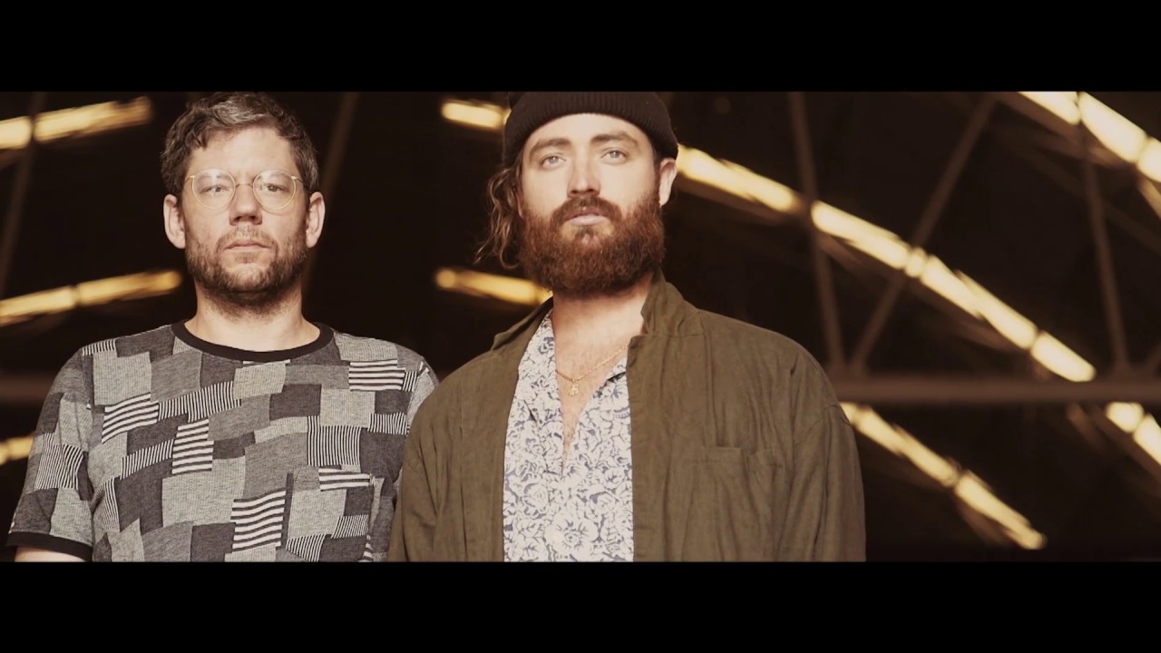 HOWLING - Intro & Credits live Sonar 2016 - YouTube