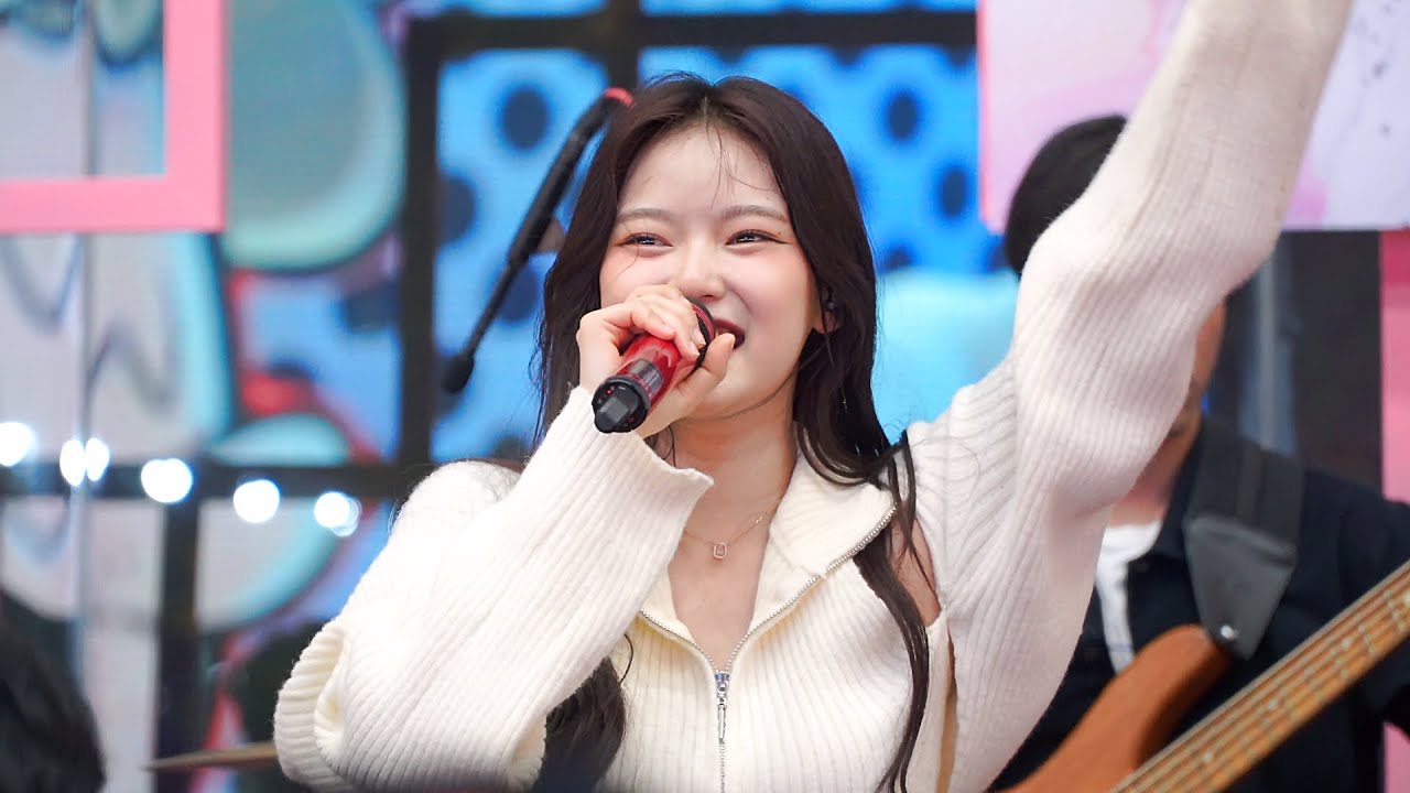 มาเบล (Mabelz) PiXXiE - เพลงประจำวัน (PiXXeL) [FanCam] @ WOOHOO ...