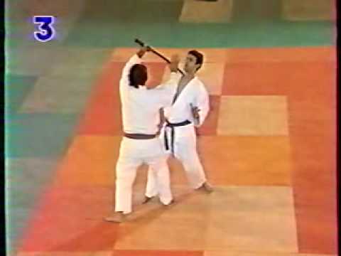 Wa-Jutsu - defense against Tanto & Katana by M. Quéro - YouTube