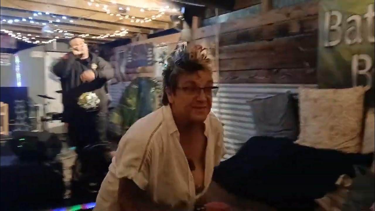 Battle Buds Clay Huete Tampa Open Mic Night - YouTube