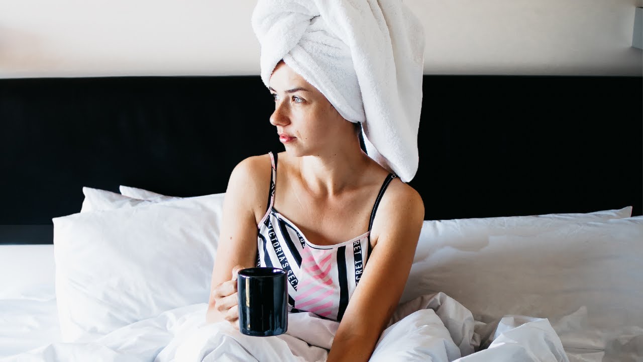 My 7 am Travel Morning routine | Relaxing, peaceful and productive ...